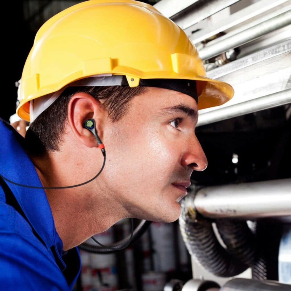 Ruido laboral y su impacto en la salud | SEGUMAK